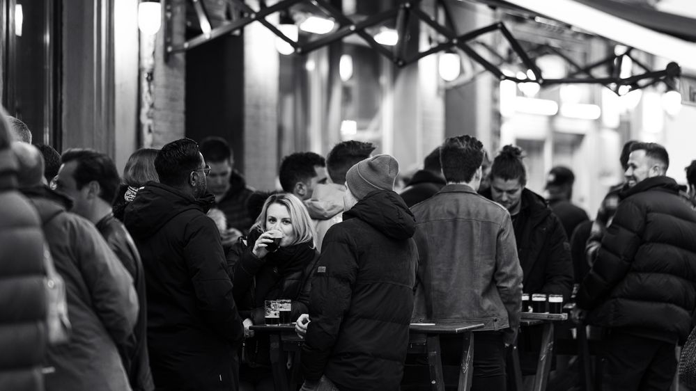 ...ich seh Dich... Foto & Bild | erwachsene menschen, streetfotografie mit menschen ...