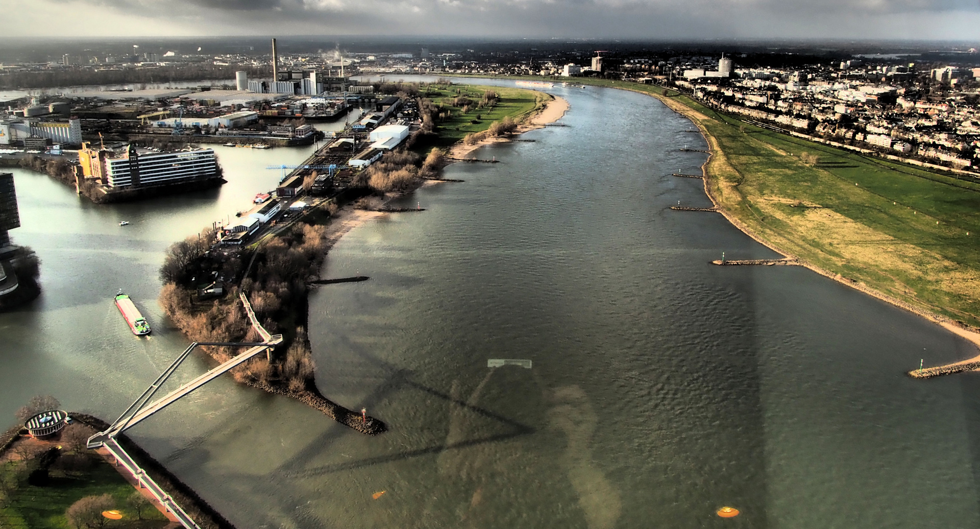 Ich Spiegel mich selber .... Foto & Bild | fotos, world, spiegelung ...