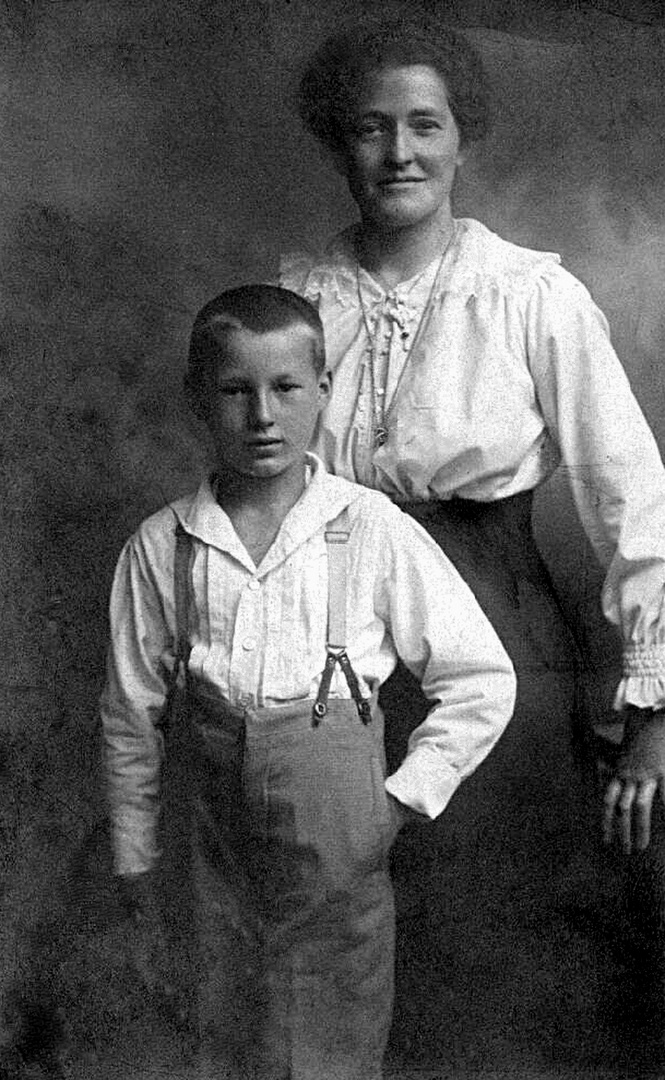 Ida mit Sohn Foto & Bild | jugendliche, analog, mutter mit sohn Bilder ...