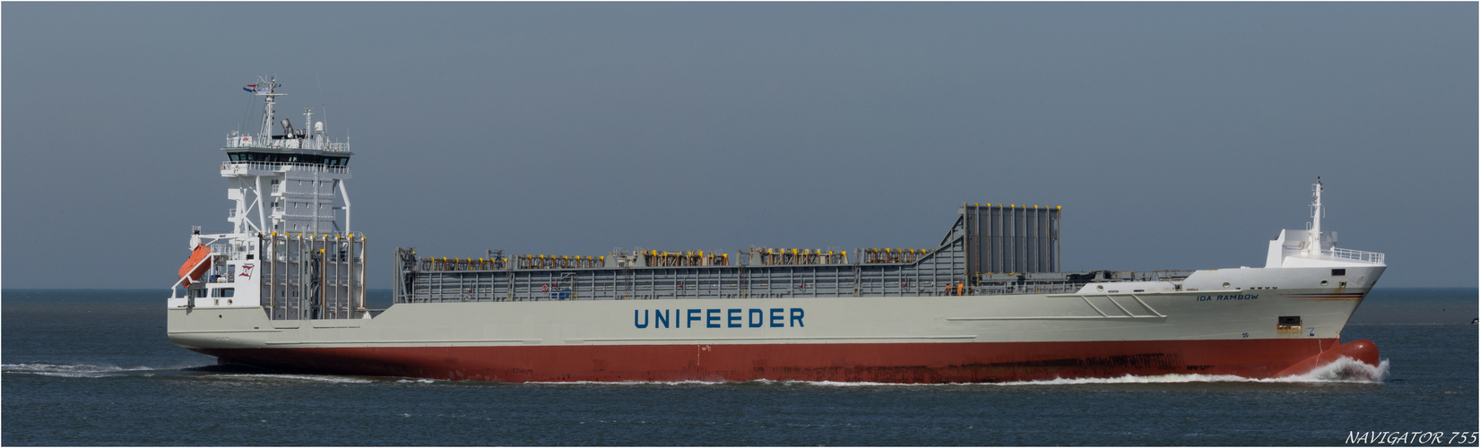 IDA RAMBOW, Oben ohne. Rotterdam Foto & Bild | schiffe und seewege ...