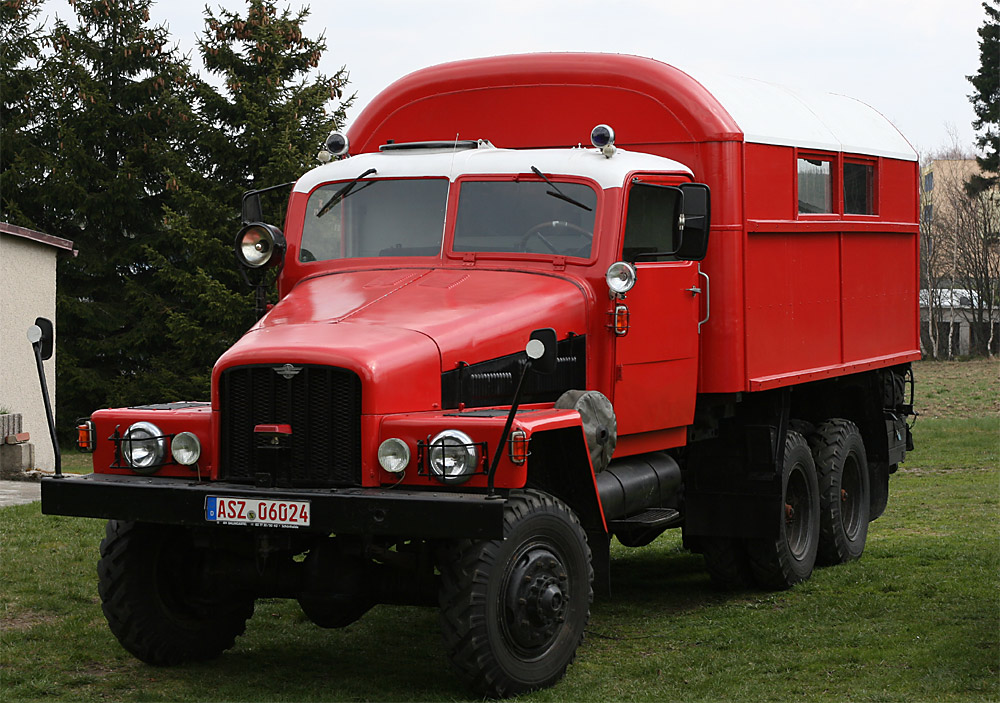IFA G5 Feuerwehrkoffer Foto & Bild | autos & zweiräder, lastkraftwagen ...