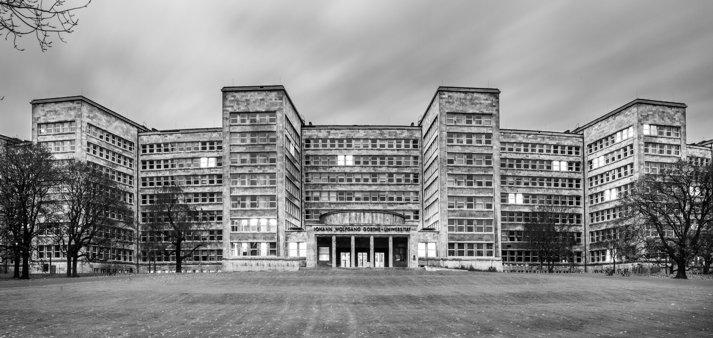 IG Farben Haus Foto & Bild | architektur, profanbauten ...