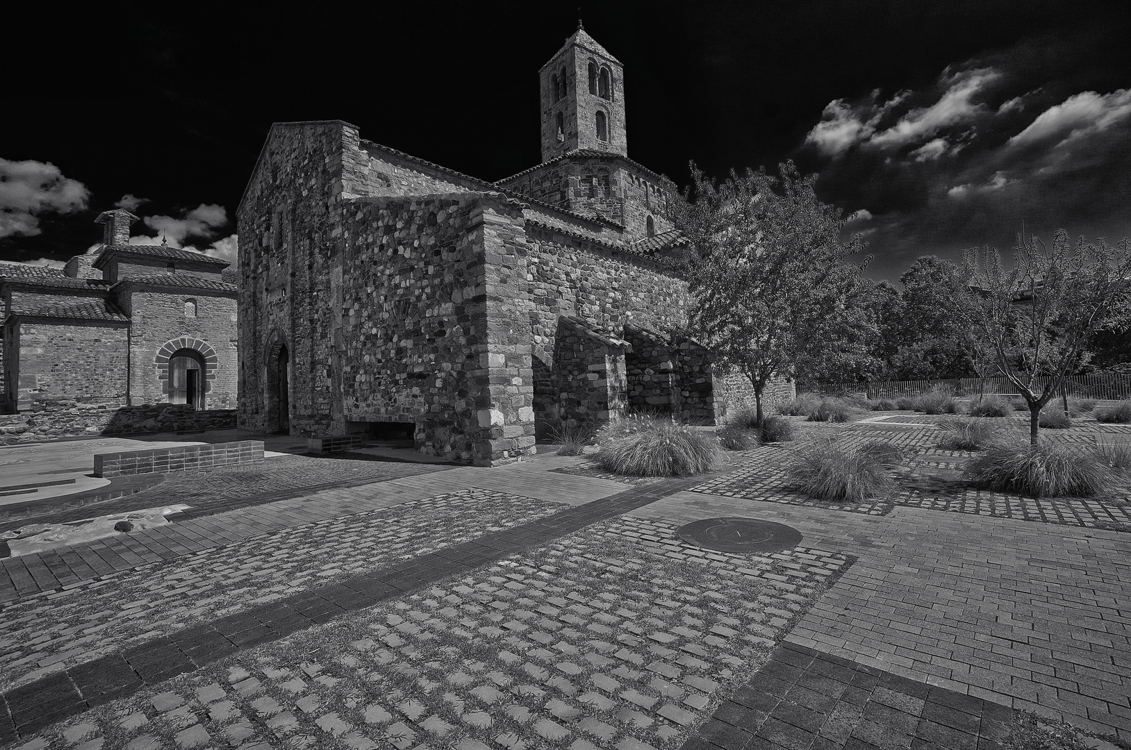 Iglesias Visigóticas de San Pedro Imagen & Foto | arquitectura ...