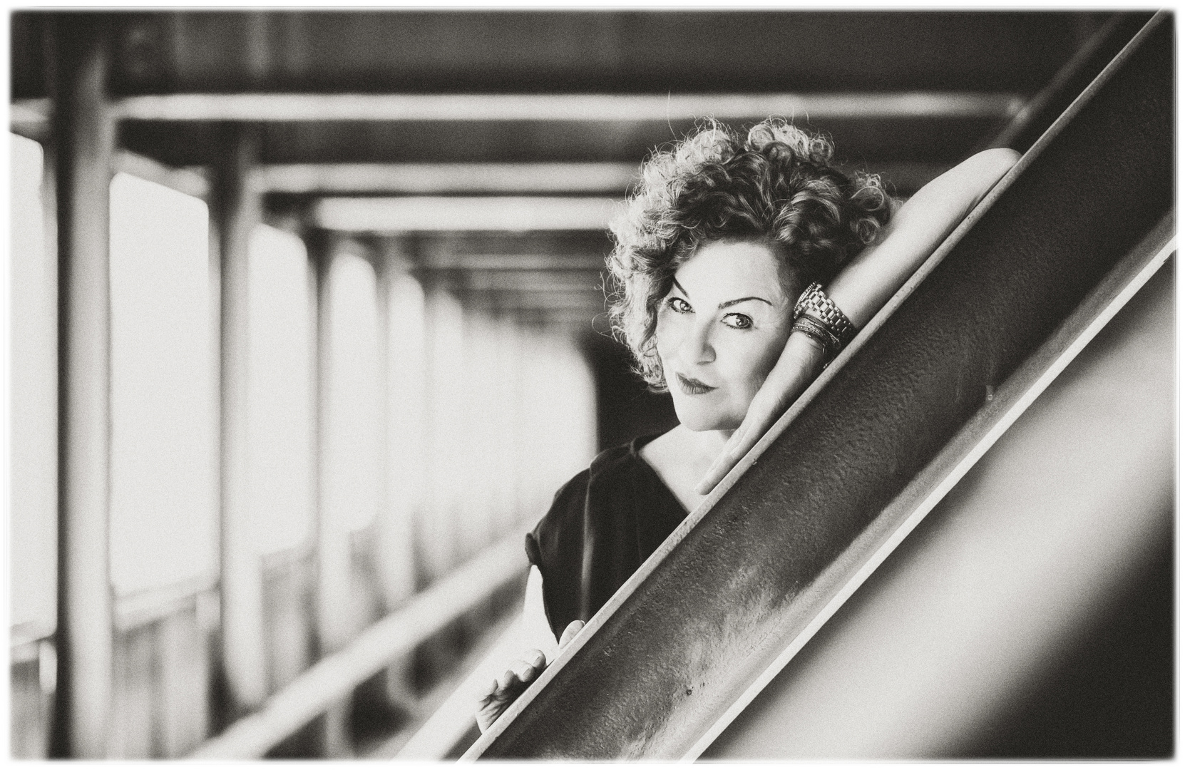 IIIIII / -------------------- Foto & Bild | indoor, licht, sw Bilder ...