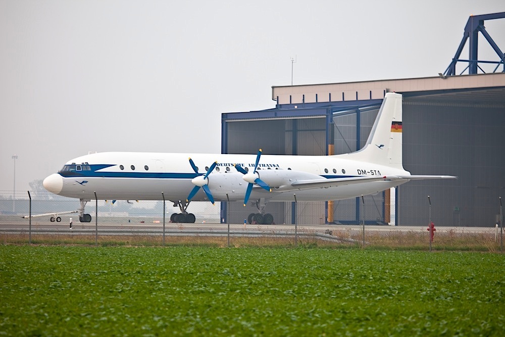Ilyushin IL-18 "==== Foto & Bild | luftfahrt, passagiermaschinen ...