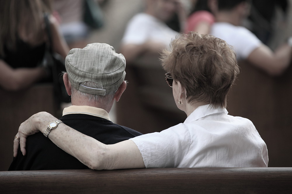 Im Alter Foto & Bild | erwachsene, menschen im alter, italien Bilder ...