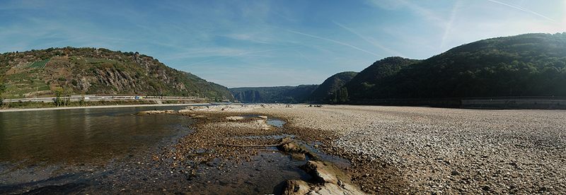 Im Flussbett Foto & Bild | panorama, techniken, aufnahme-techniken ...