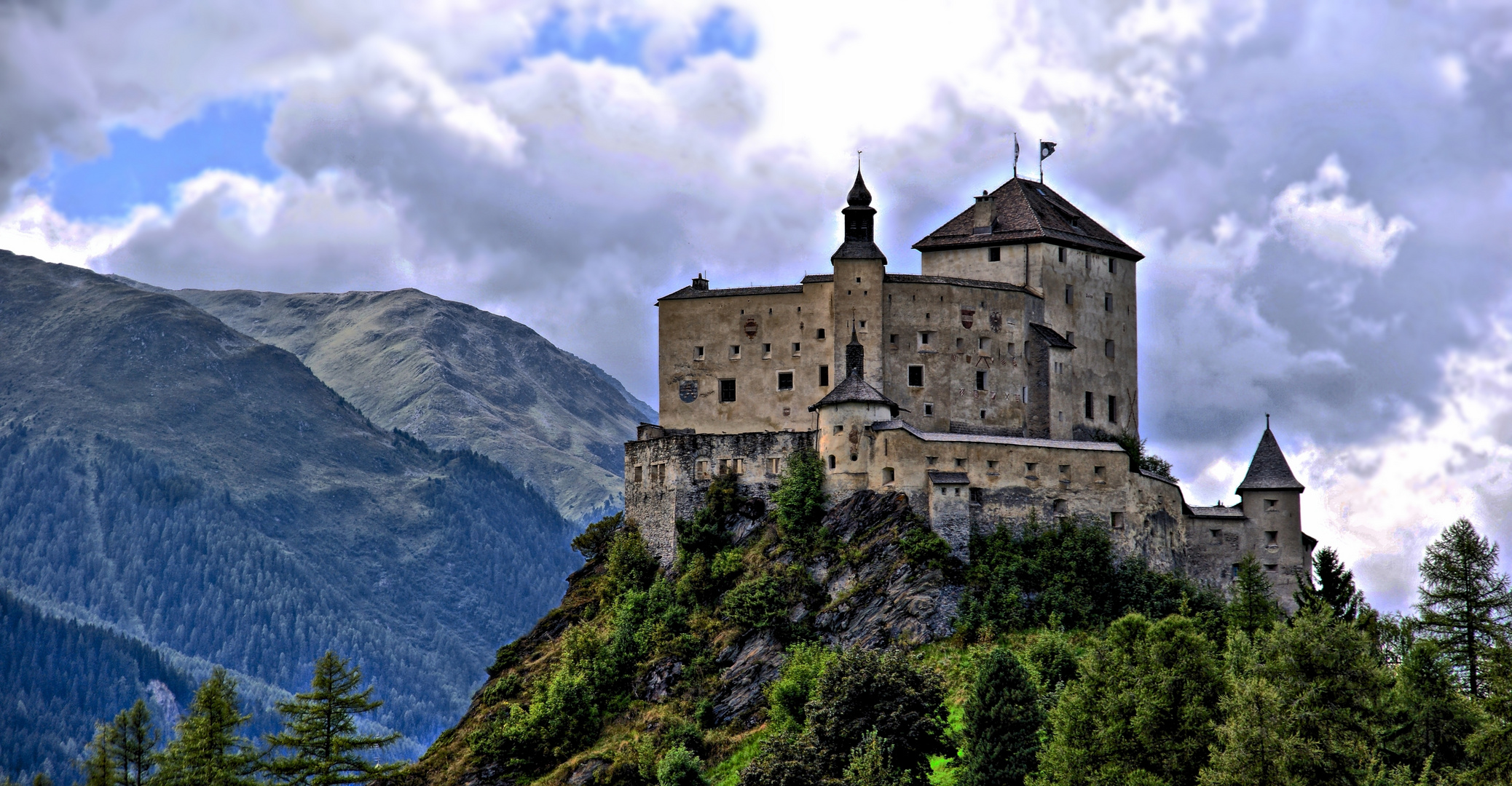im Fokus: "Burgen und Schlösser" Foto & Bild | spezial, schweiz, europa ...