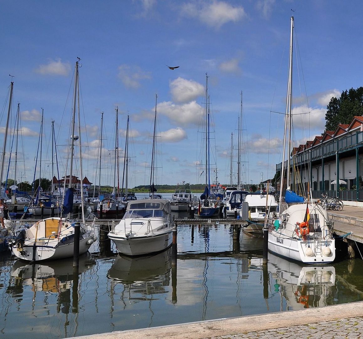 Im Hafen Foto & Bild | schiffe und seewege, projekte, segelschiffe ...