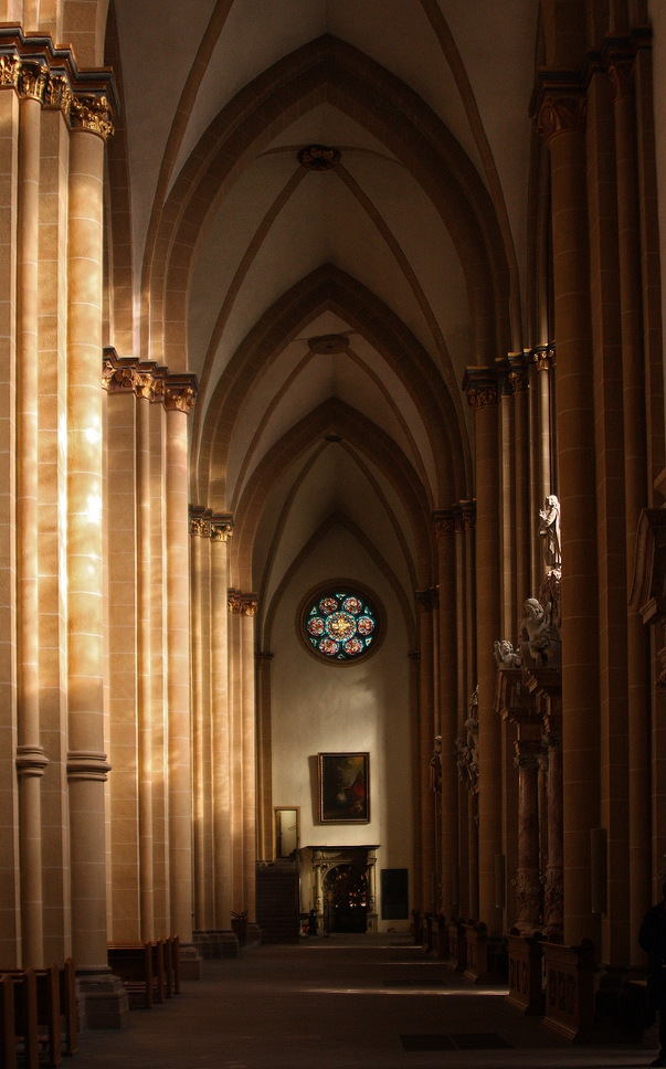 Im Hohen Dom Foto & Bild | architektur, sakralbauten, innenansichten kirchen Bilder auf ...