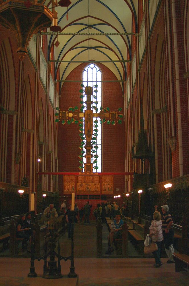 im Inneren des Doberaner Münsters war es etwas dunkel Foto & Bild | architektur, sakralbauten ...