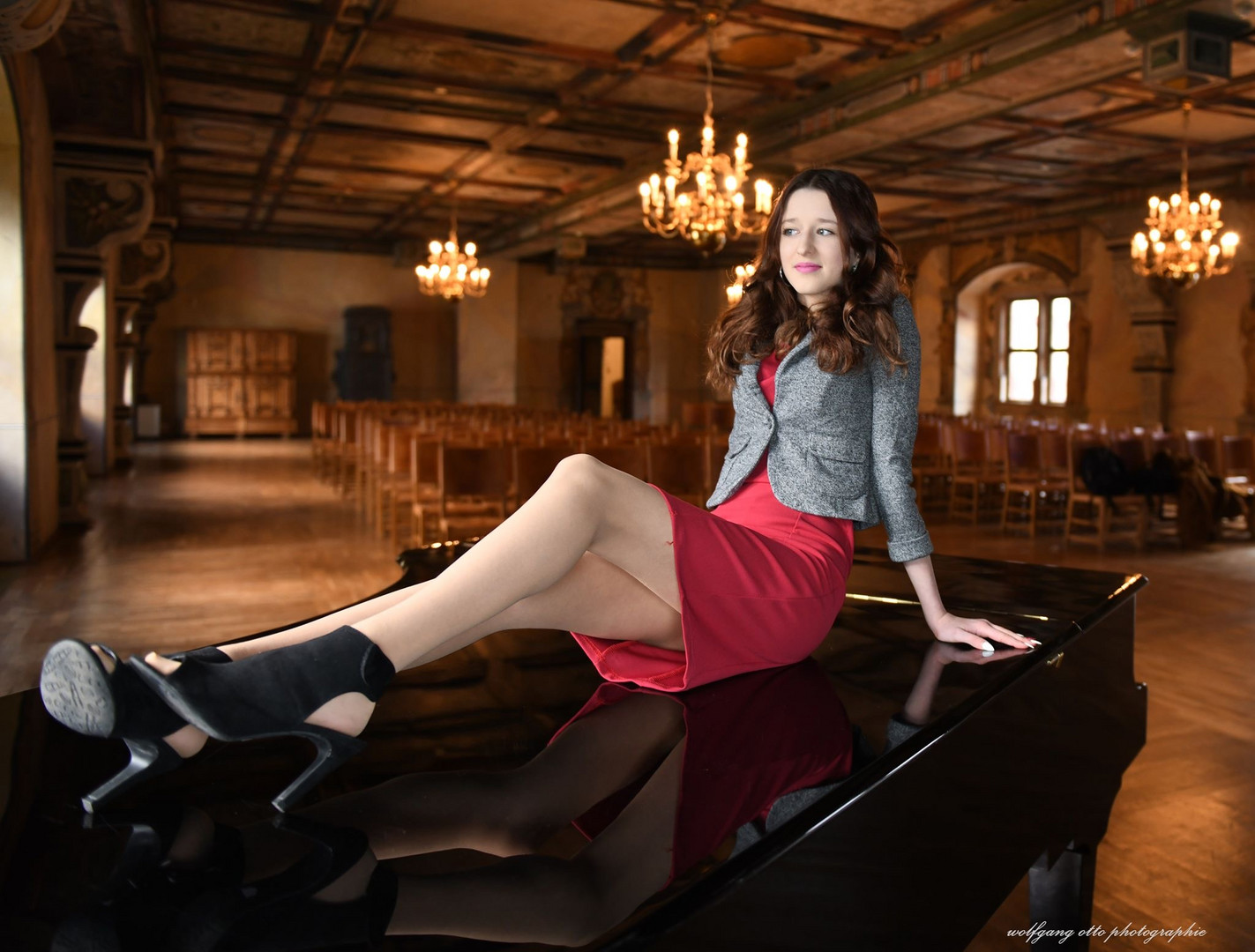 Im Schloss Foto & Bild | portrait, portrait frauen, indoor Bilder auf ... Im Schloss Foto & Bild | portrait, portrait frauen, indoor Bilder auf ...