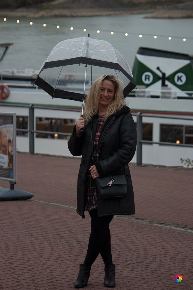 I´m singin´in the rain Foto & Bild | erwachsene menschen, alltagsereignisse, menschen in der ...