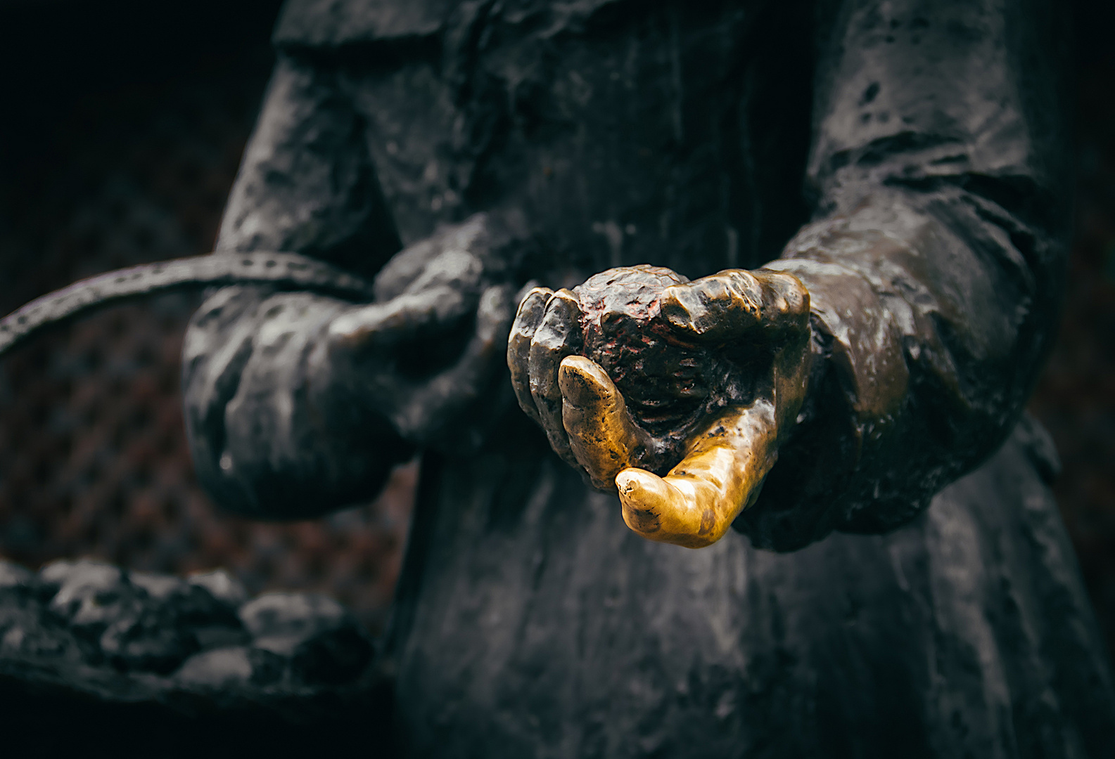 Im Visier: Farbe Gold Foto & Bild | city, spezial, dokumentation Bilder ...