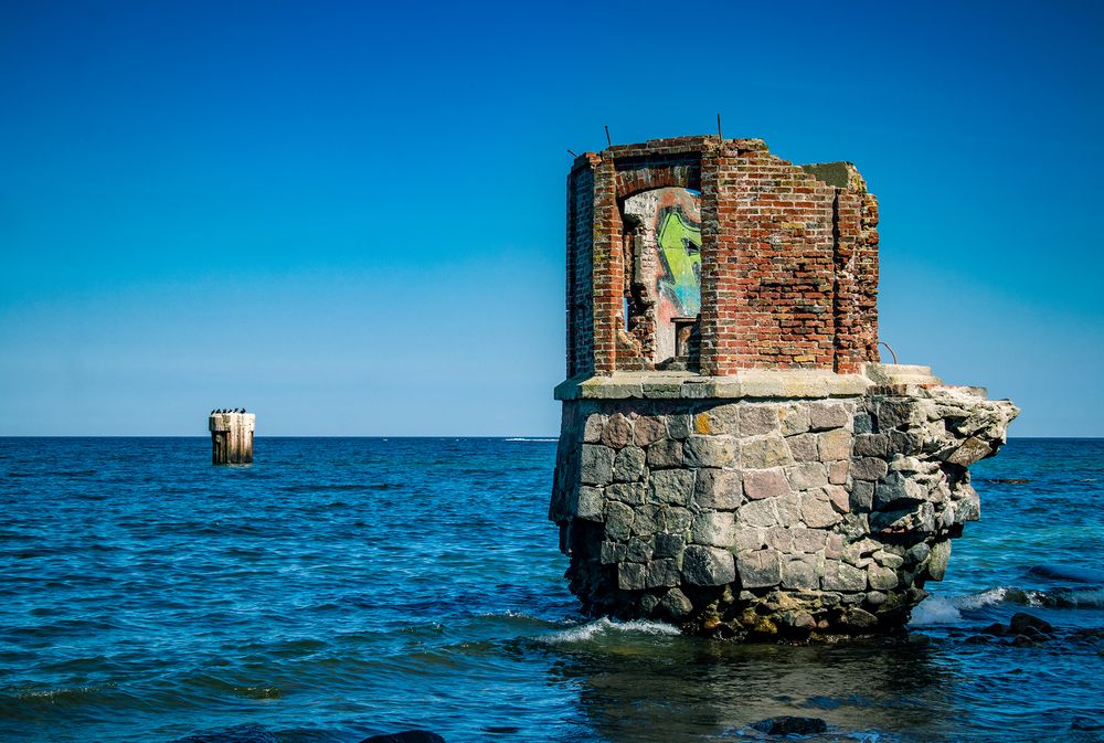 Im Visier: Lost places Foto & Bild | dokumentation, outdoor, blau Bilder auf fotocommunity