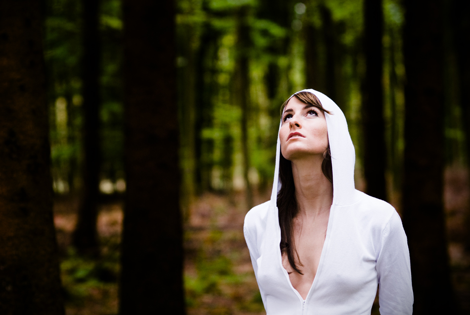 im Wald Foto & Bild | portrait, portrait frauen, outdoor Bilder auf fotocommunity