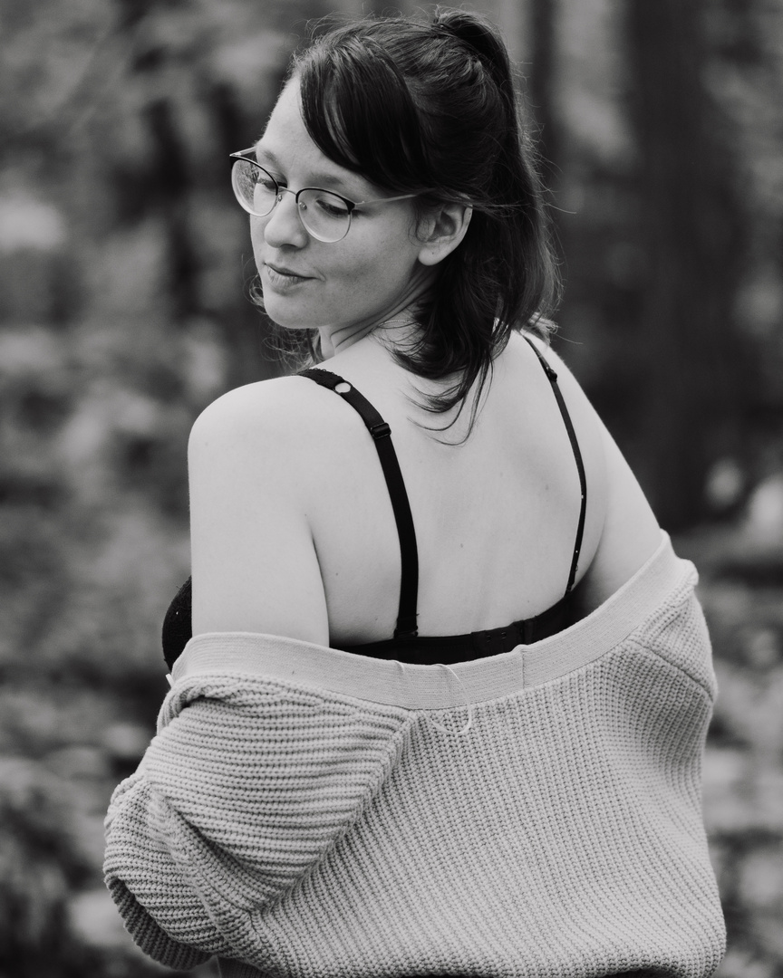 Im Wald Foto & Bild | portrait, portrait frauen, outdoor Bilder auf ... Im Wald Foto & Bild | portrait, portrait frauen, outdoor Bilder auf ...
