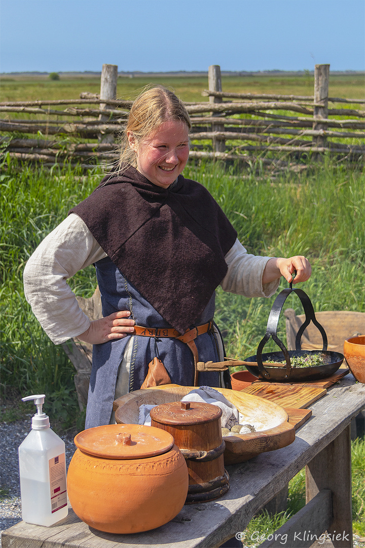 Im Wikinger-Dorf in Bork Havn leben heute noch Wikinger (2) Foto & Bild ...