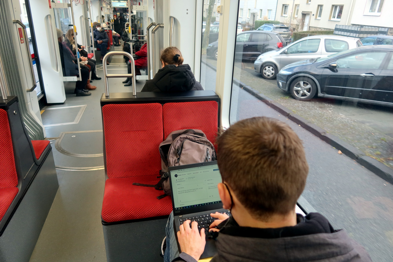 In der Bahn Foto & Bild | erwachsene menschen, streetfotografie mit ...