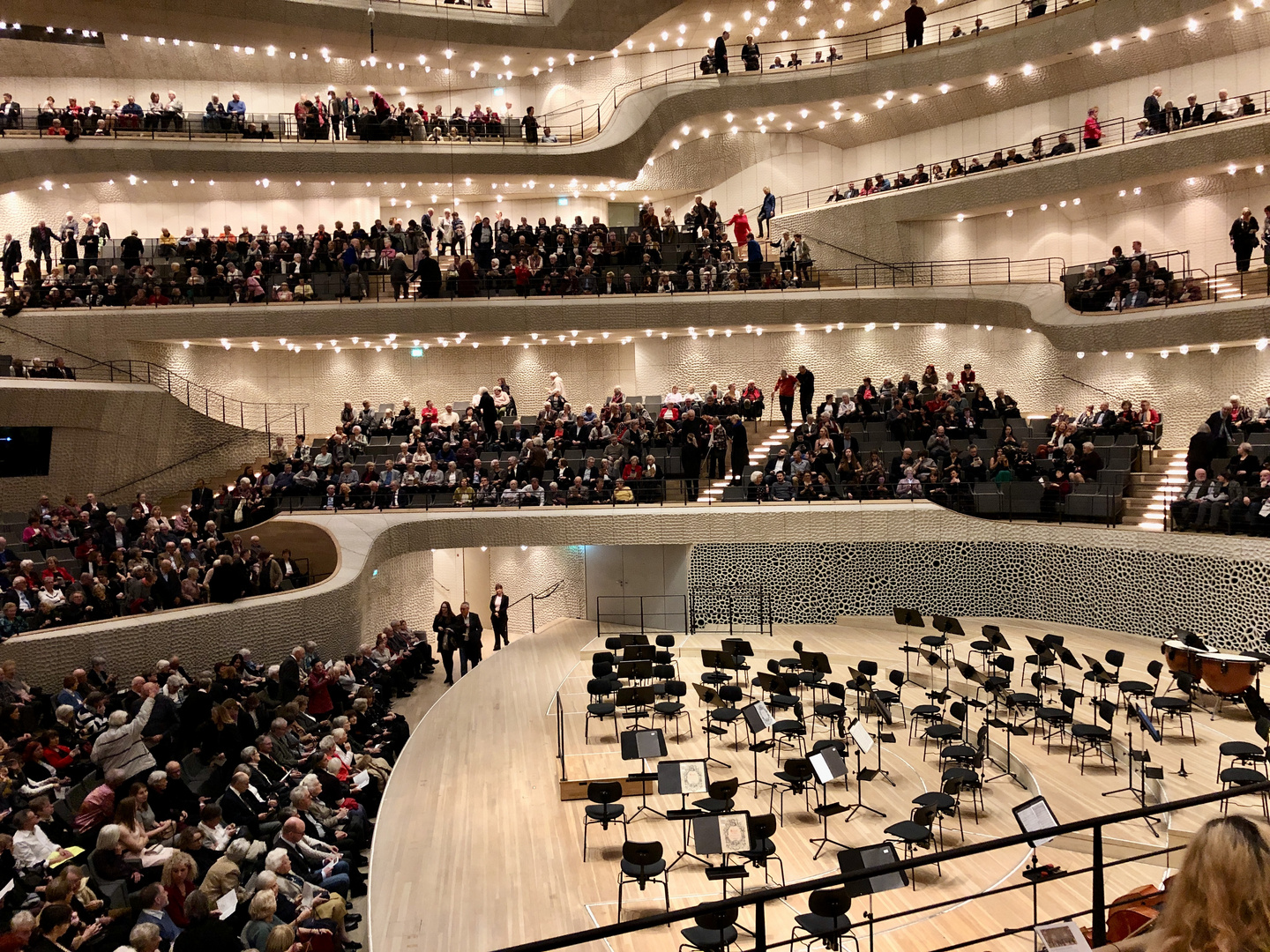 In der Elphi (1) Jan. 2020 Foto & Bild | architektur, deutschland ...