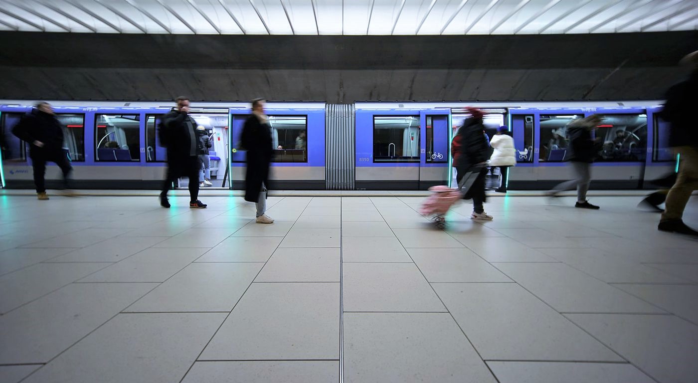 In der U-Bahn Foto & Bild | spezial, münchen, lzb Bilder auf fotocommunity
