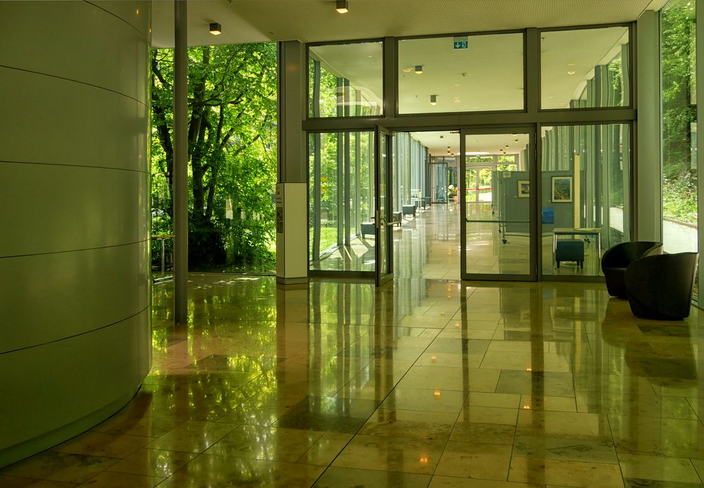 in der Wandelhalle... Foto & Bild | architektur, projekte, 4 - donnerstag mit durchblick Bilder ...