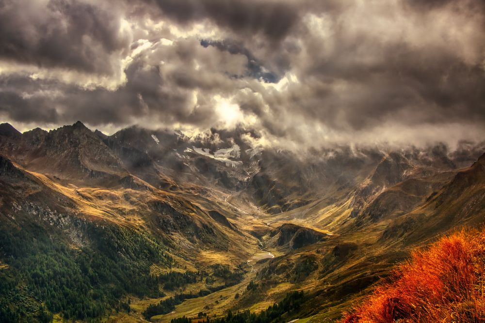 In der Welt des Steinadlers. Foto & Bild | italy, wolken, himmel Bilder ... In der Welt des Steinadlers. Foto & Bild | italy, wolken, himmel Bilder ...