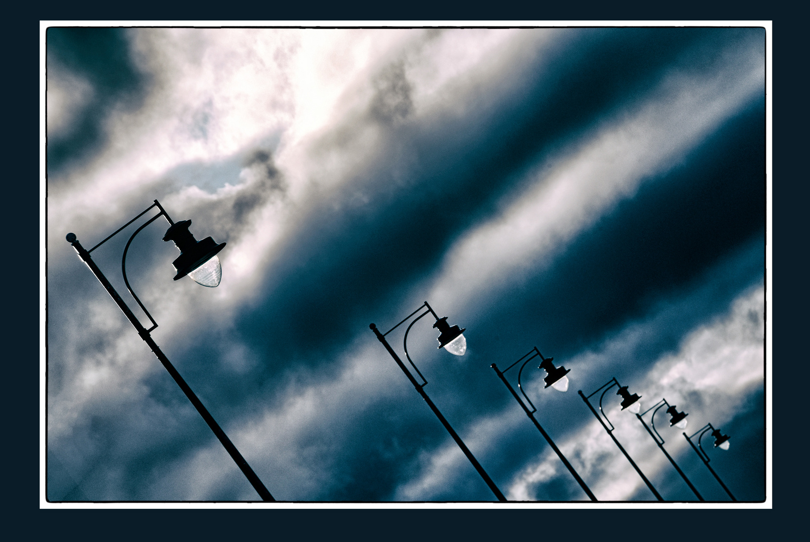 in reihe gestellt Foto & Bild | architektur, stillleben ...