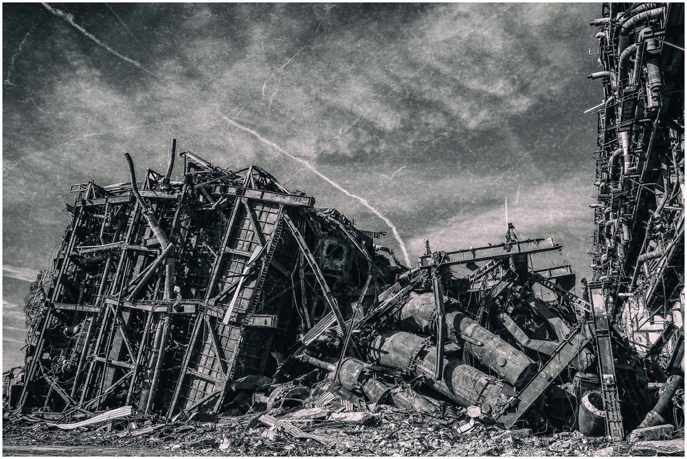 In Schutt und Asche Foto & Bild | art, spezial, marode Bilder auf ...