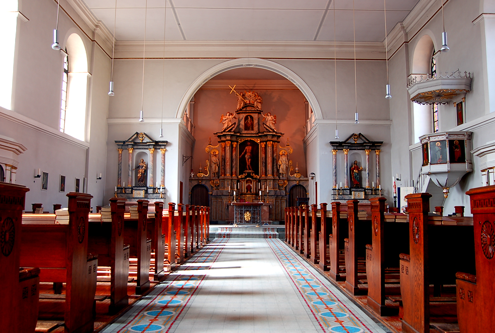 Innenansicht St. Peter in Essen-Kettwig Foto & Bild | architektur ...