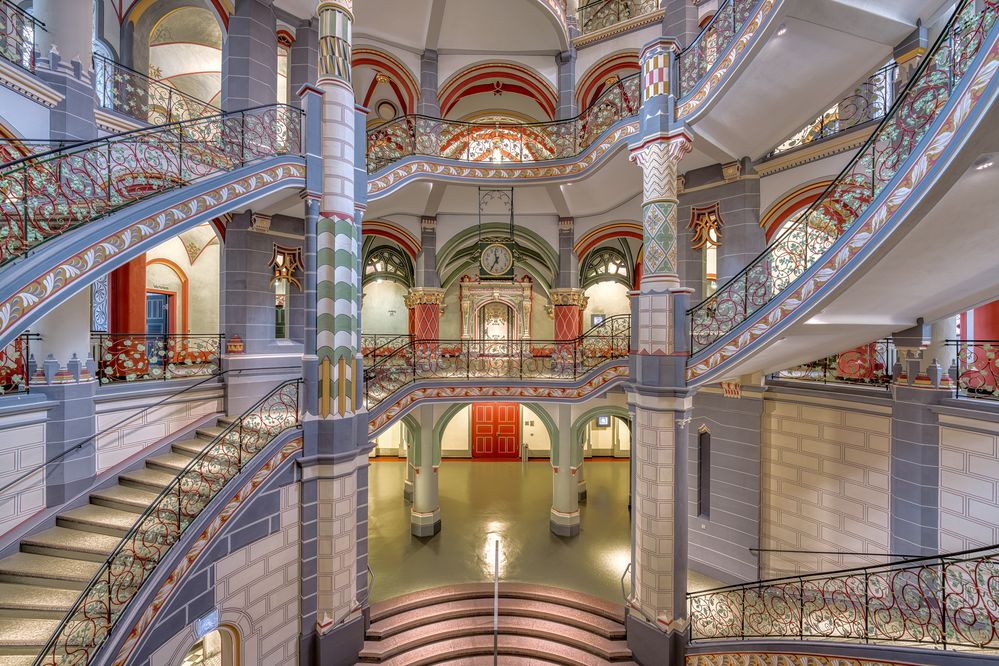 Innenansichten Landgericht Halle Foto & Bild | architektur, gebäude, architektur, halle Bilder ...