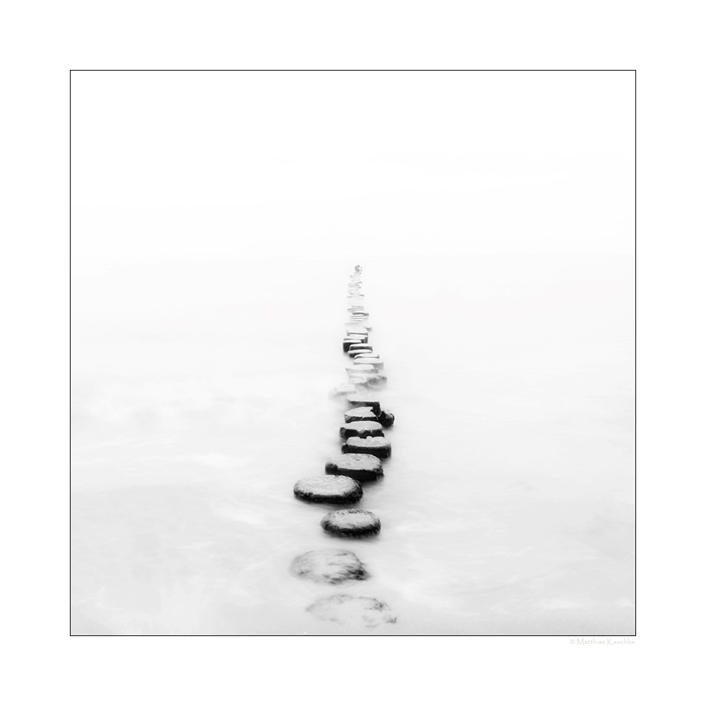 ins Nichts" Foto & Bild | fotokunst, monochrome fine art, fine art ...