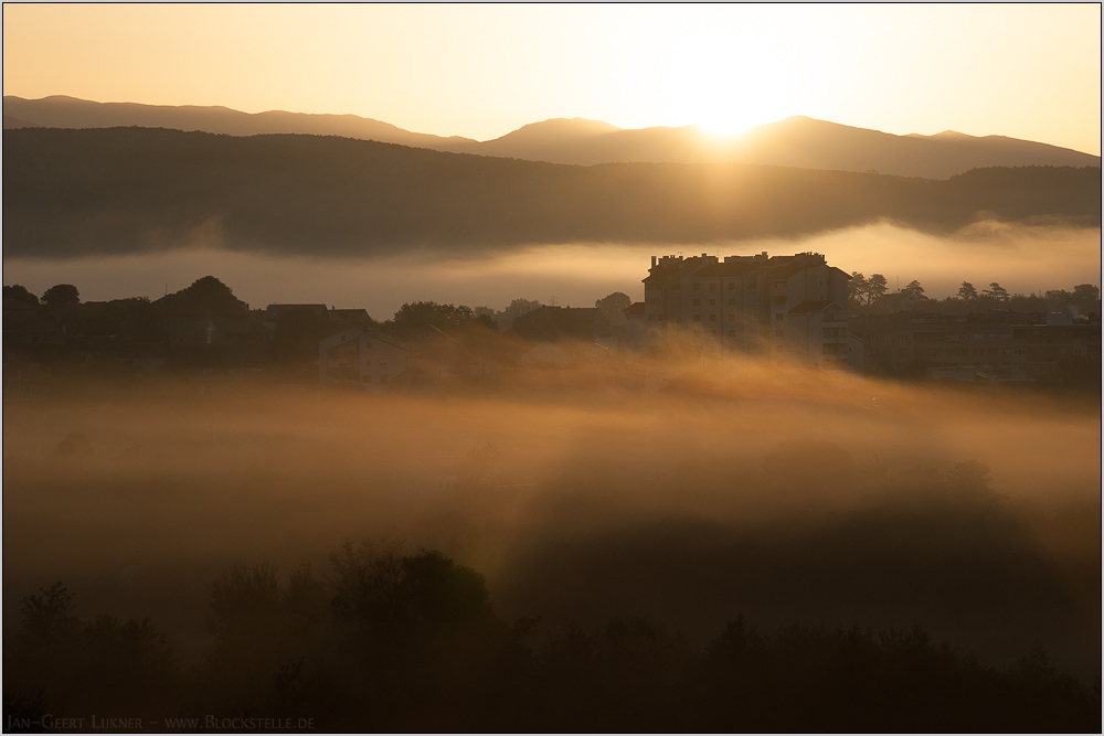 Insel im Nebel Foto & Bild | europe, balkans, croatia Bilder auf ...