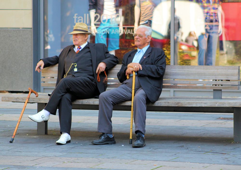 Integration Foto & Bild | erwachsene, menschen im alter, menschen ...