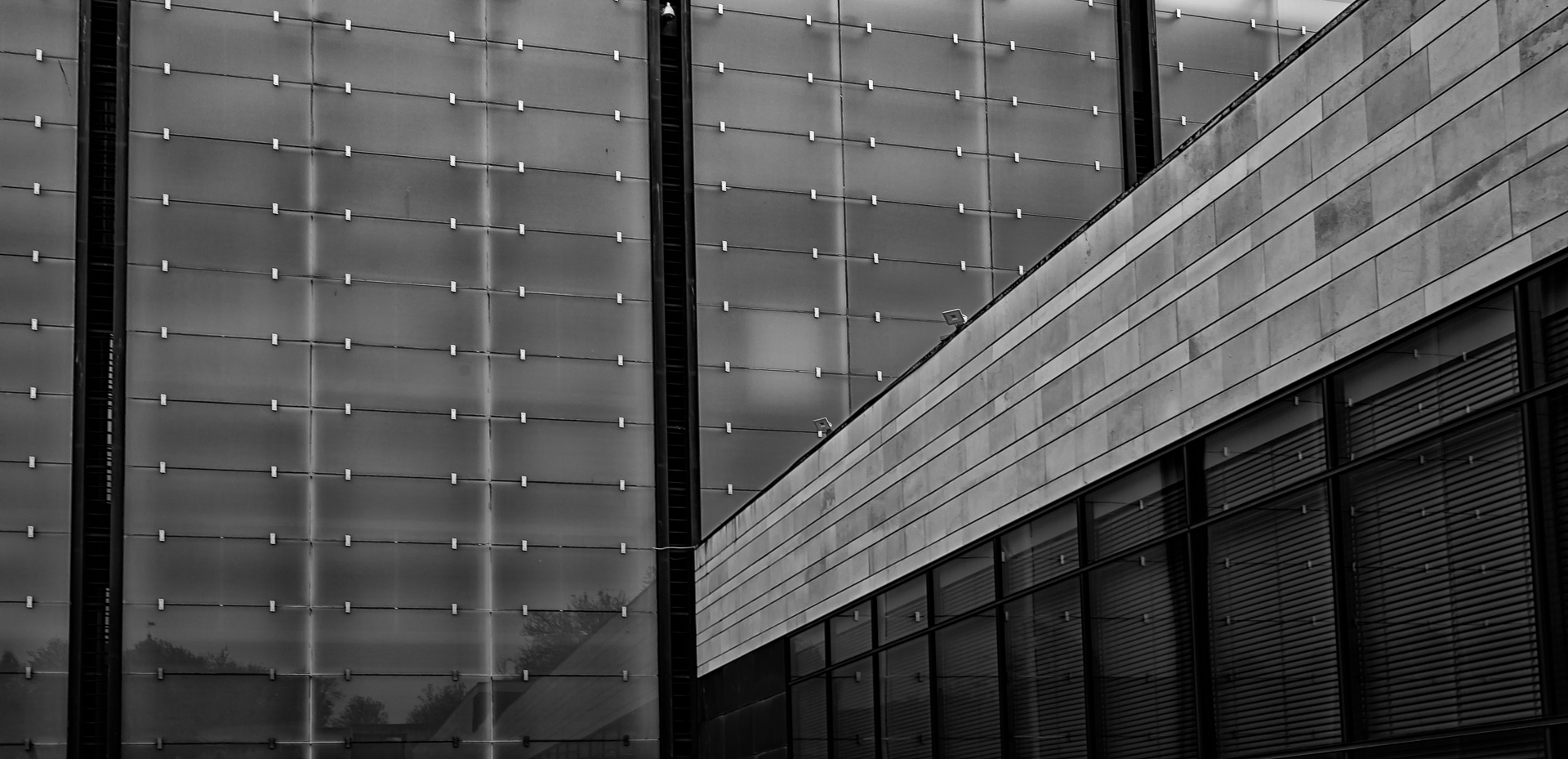 intruding Foto & Bild | architektur, fotokunst, monochrome fine art ...