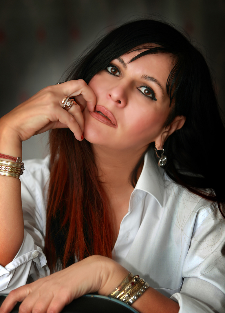 Irinka Foto & Bild | fashion, studio, frauen Bilder auf fotocommunity