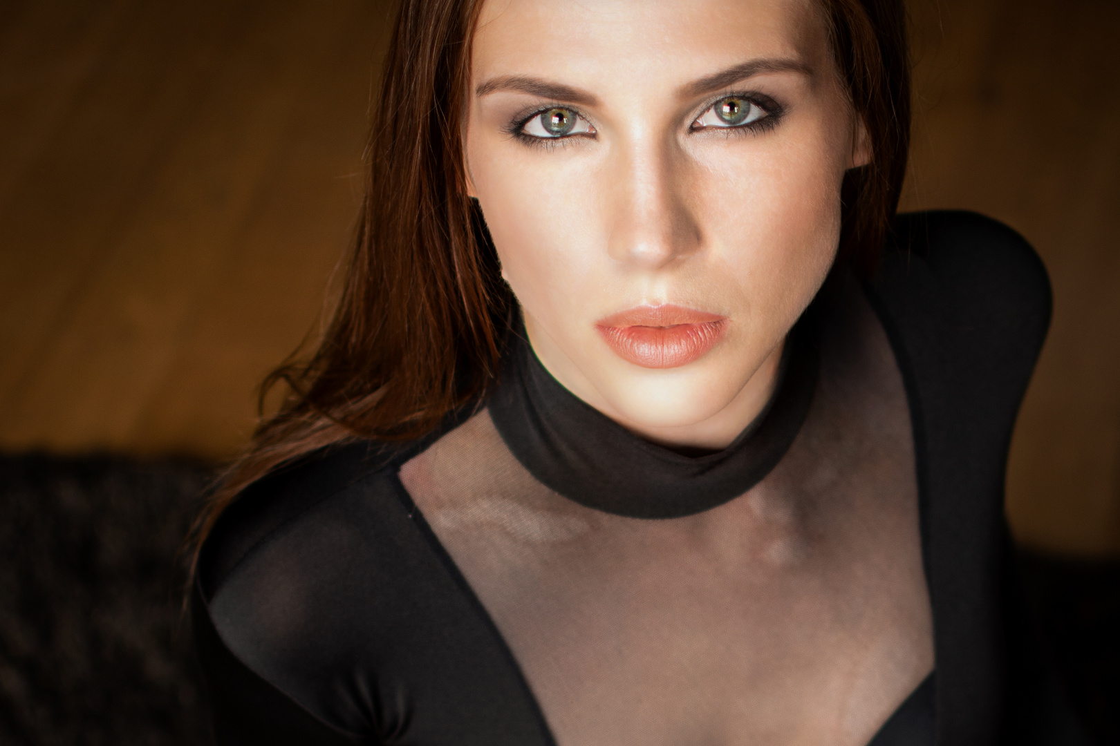 Iris Foto & Bild | portrait, portrait frauen, indoor Bilder auf ...