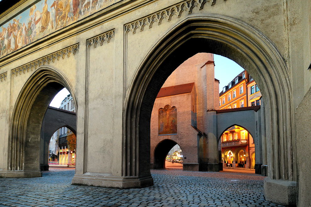 Isartor in München Foto & Bild | deutschland, europe, bayern Bilder auf ...