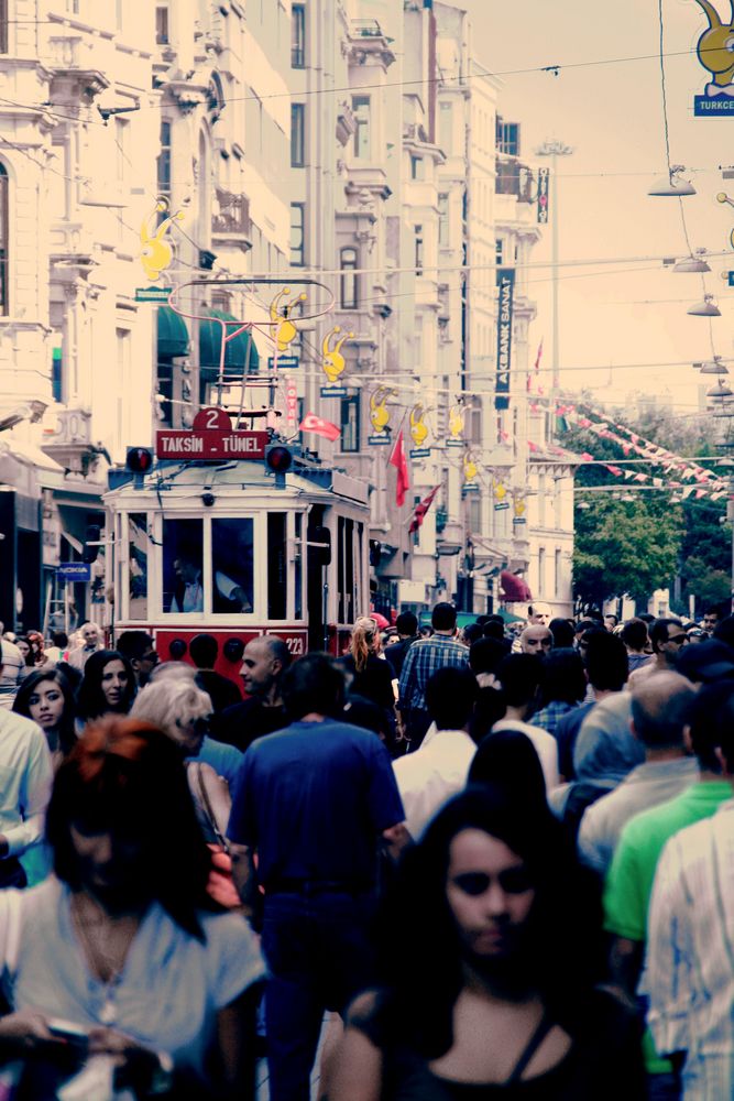 Istanbul: Streetlife Foto & Bild | archiv, menschen und fahrzeuge ...