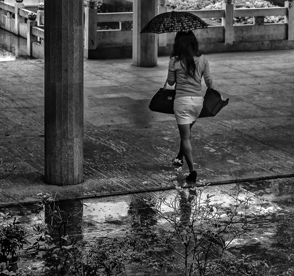 it's raining again Foto & Bild | streetfotografie mit menschen, street ...