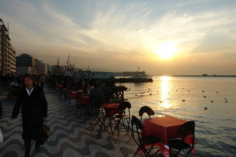 Izmir, kordon, der alte Teil Foto & Bild | europe, turkey, sights ...