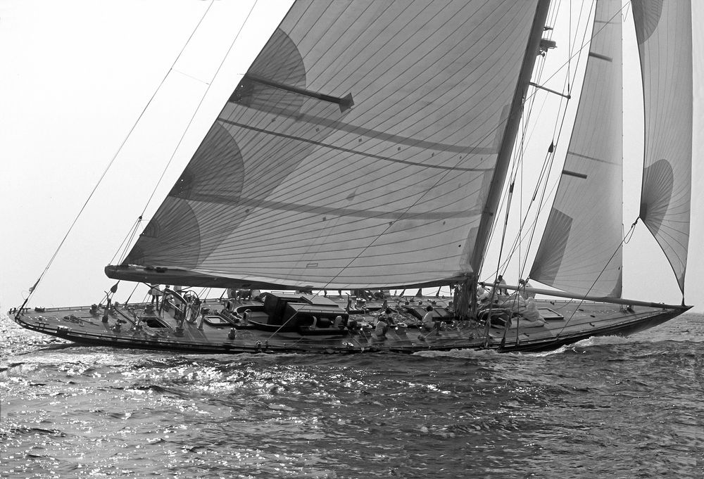 J class Endeavour Foto % Immagini| noi e il mare, soggetti Foto su ...