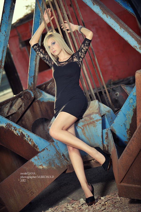 Jana Z Foto And Bild Fashion Outdoor Frauen Bilder Auf Fotocommunity