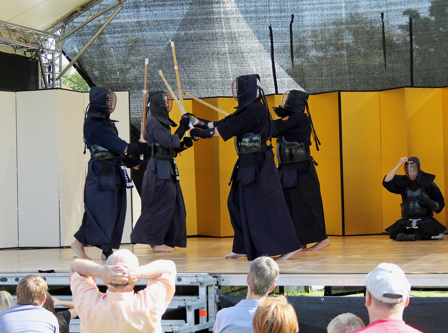 Japanische Schwertkampfkunst mit dem Bokut? Foto & Bild | erwachsene ...