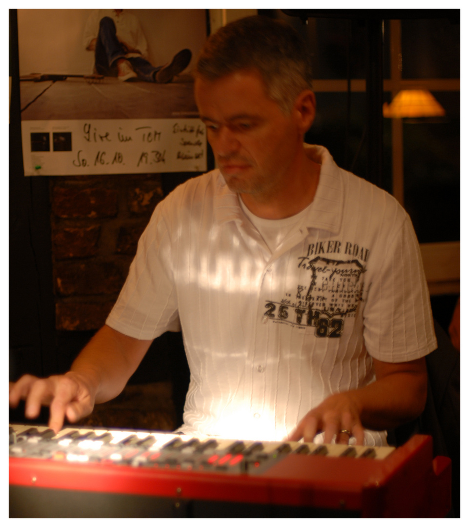 jazz_lokal im Tom Bombadil - Carsten Stüwe Foto & Bild ...