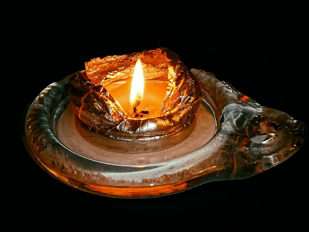 JEDEN ABEND EINE KERZE..... Foto & Bild | stillleben, tabletop, kerze ...