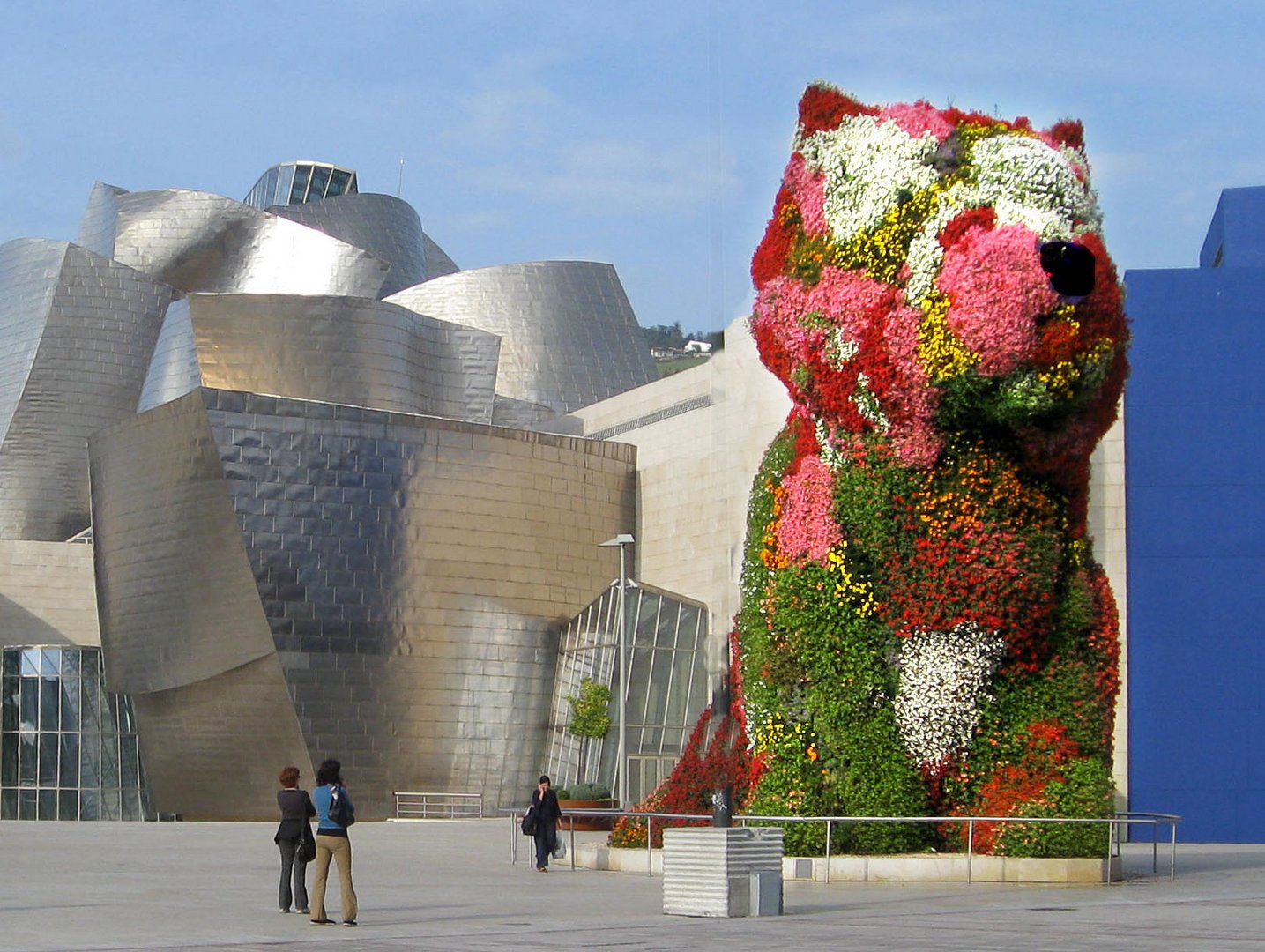 Jeff Koons bei Frank Gehry Foto & Bild | europe, spain, cantabria ...