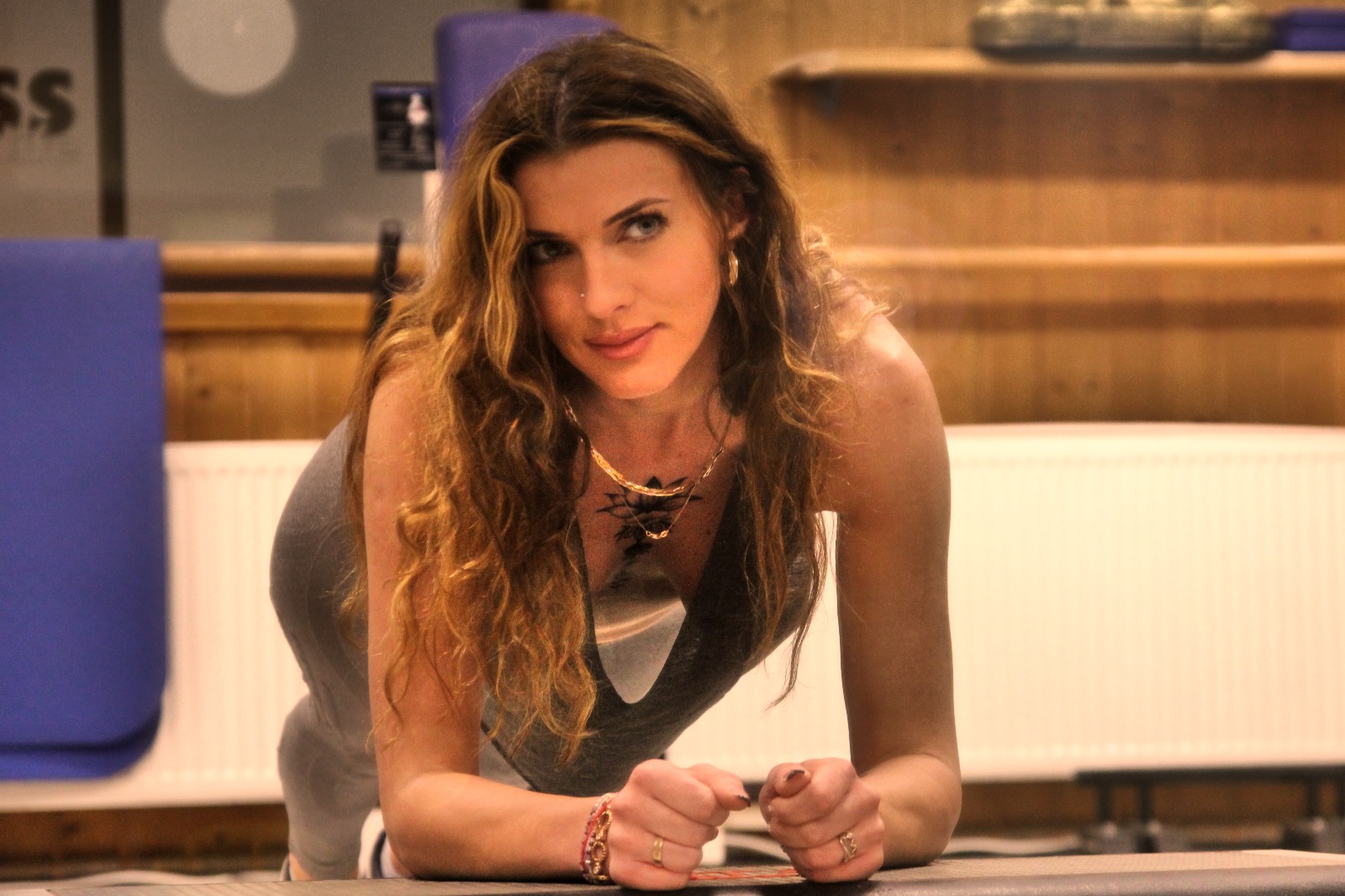 Jelena Foto & Bild | portrait, portrait frauen, indoor Bilder auf ...