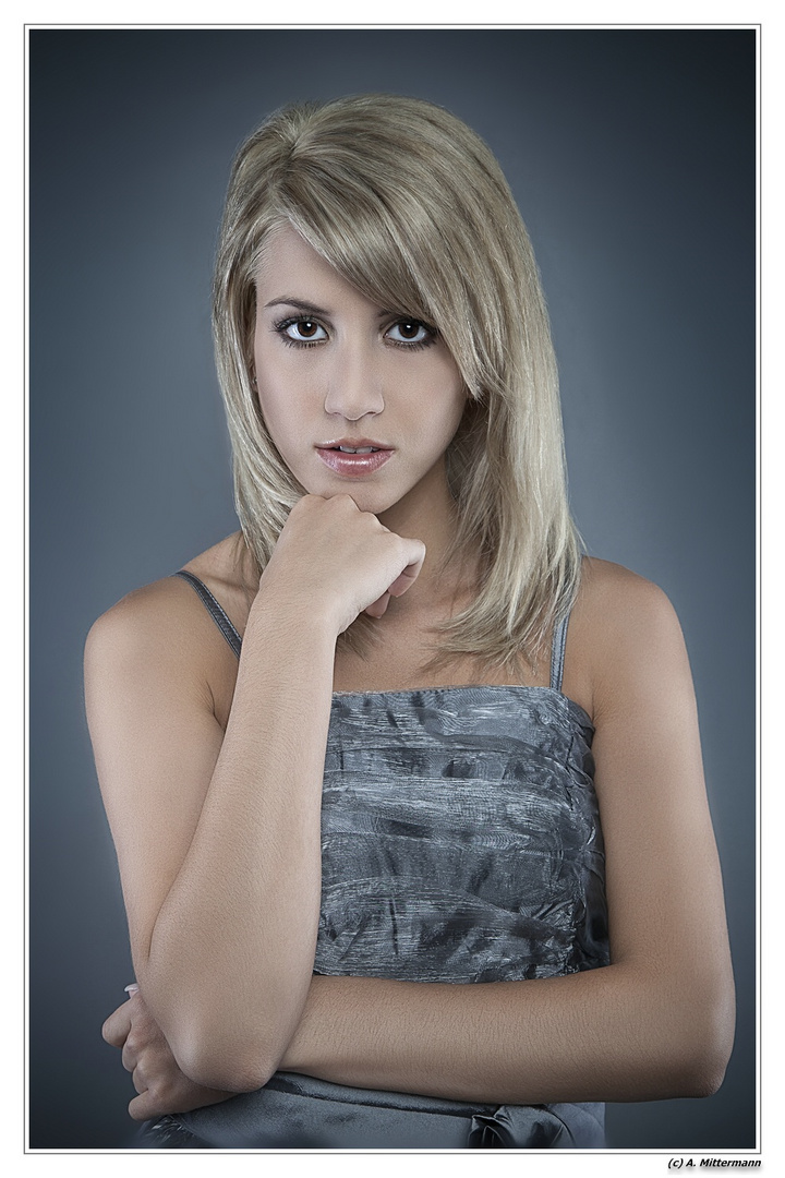 Jennifer-Anna Foto & Bild | portrait, portrait frauen, studio Bilder ...