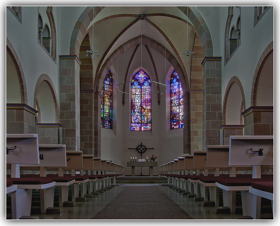 Jesus Christus Kirche Foto & Bild | architektur, sakralbauten, innenansichten kirchen Bilder auf ...